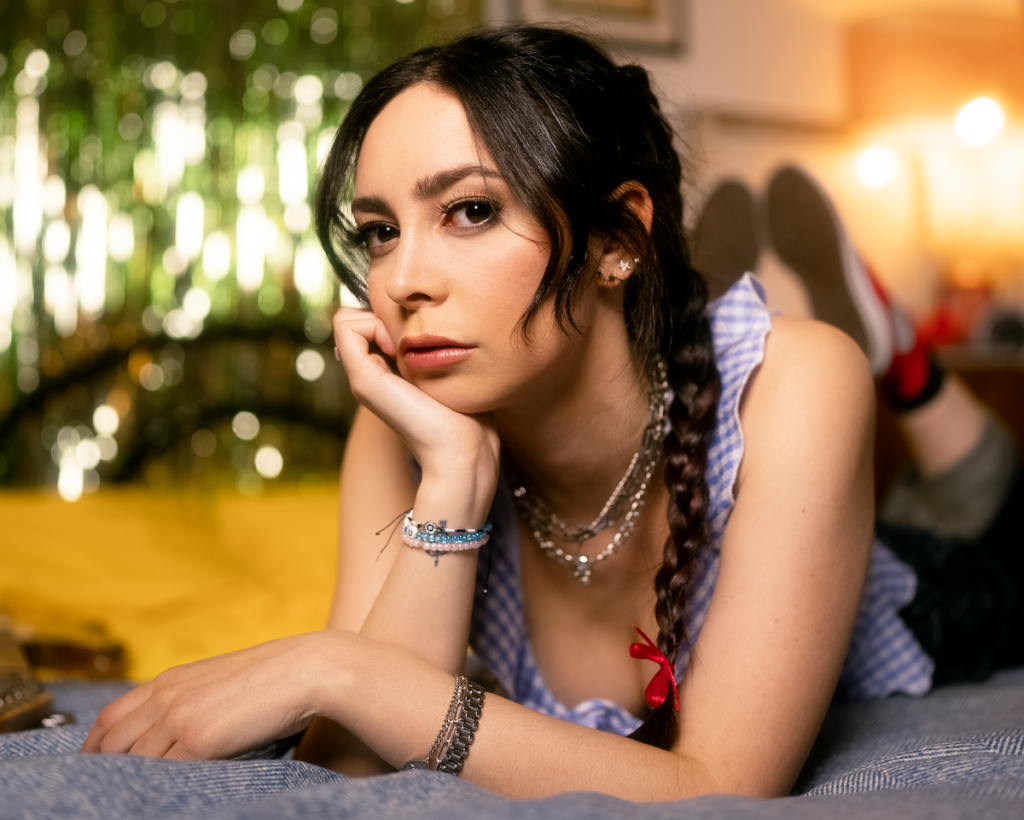 LØLØ announces debut album 'falling for robots and wishing i was one ...